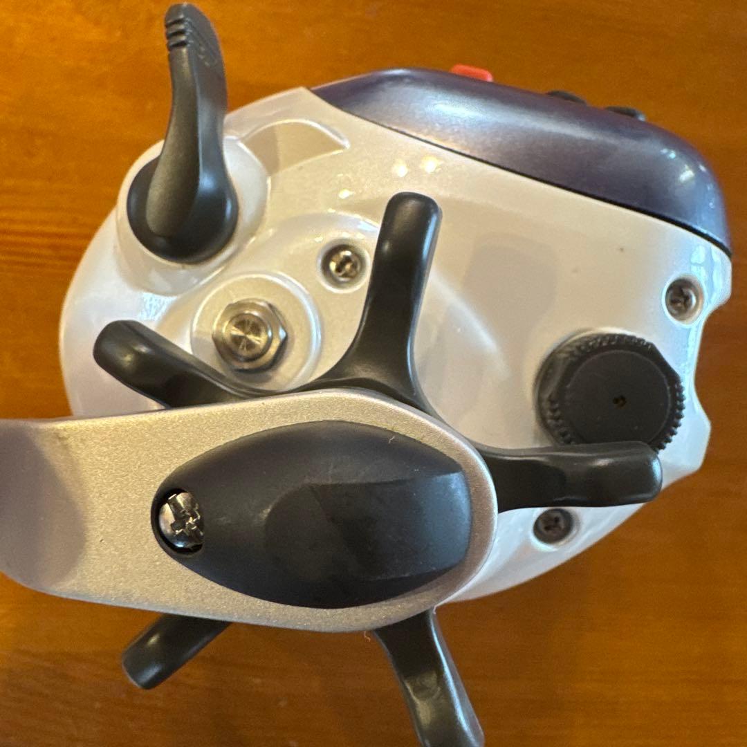 SHIMANO 電動リール 3000EV