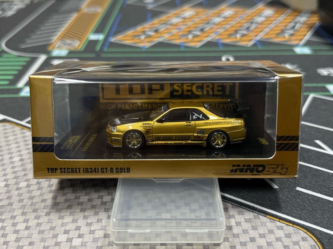 Inno64 1/64 TOP SECRET R34 GTR GOLD ミニカー