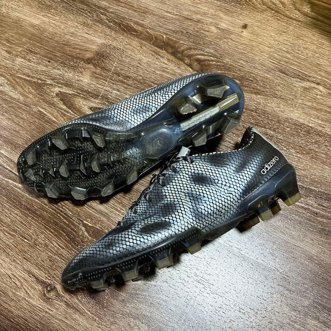 adidas アディゼロf50