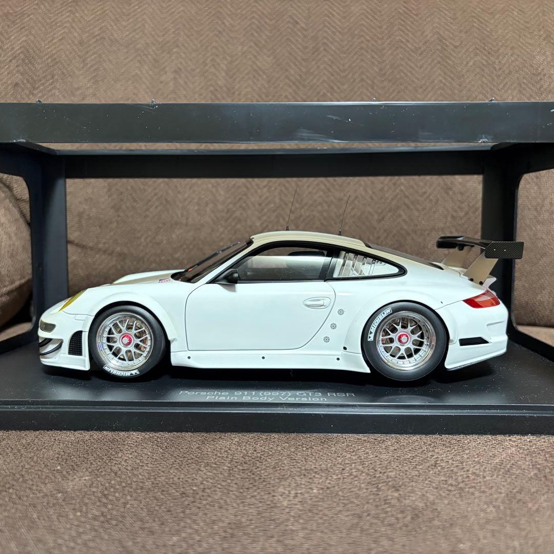 AUTOart Porsche 911 GT3 RS ミニカー1/18