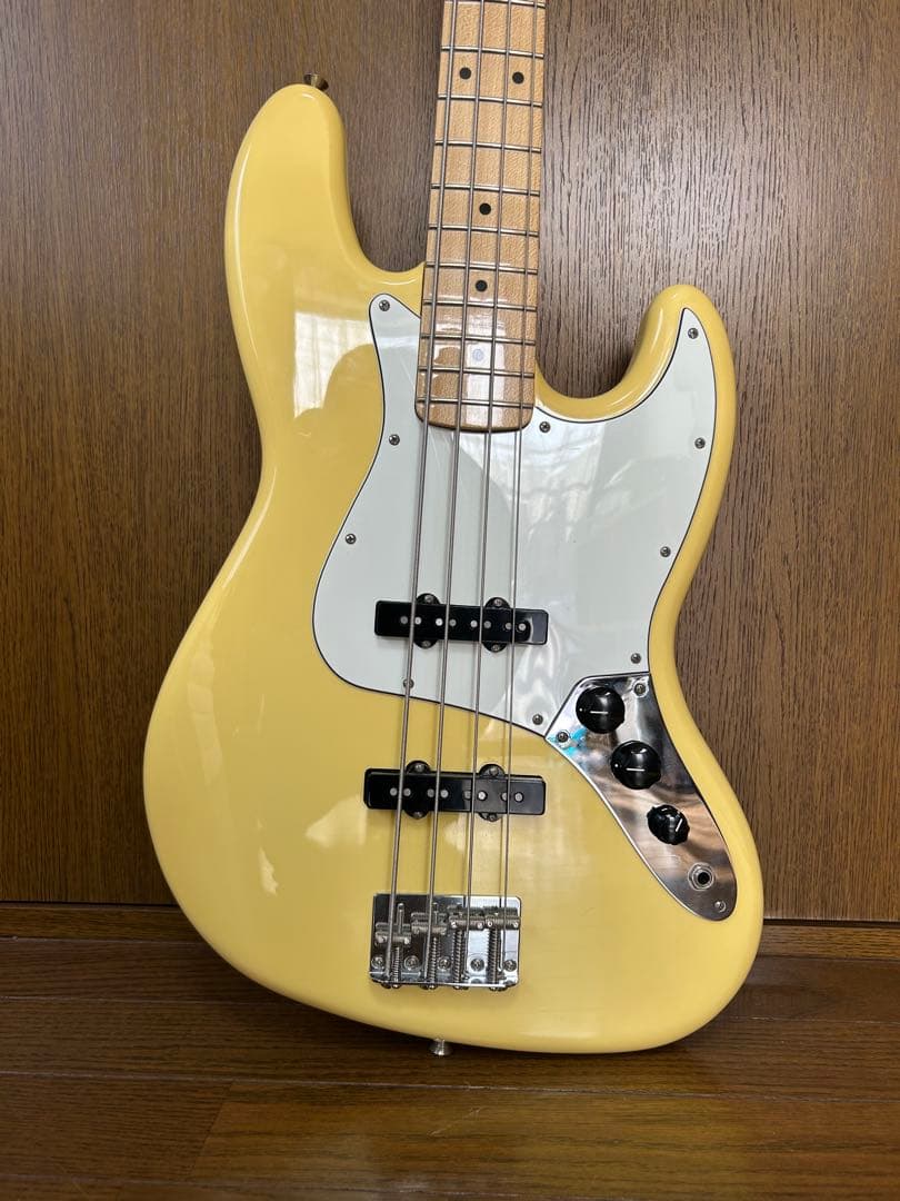 ベース Fender player Jazz Bass Butter cream