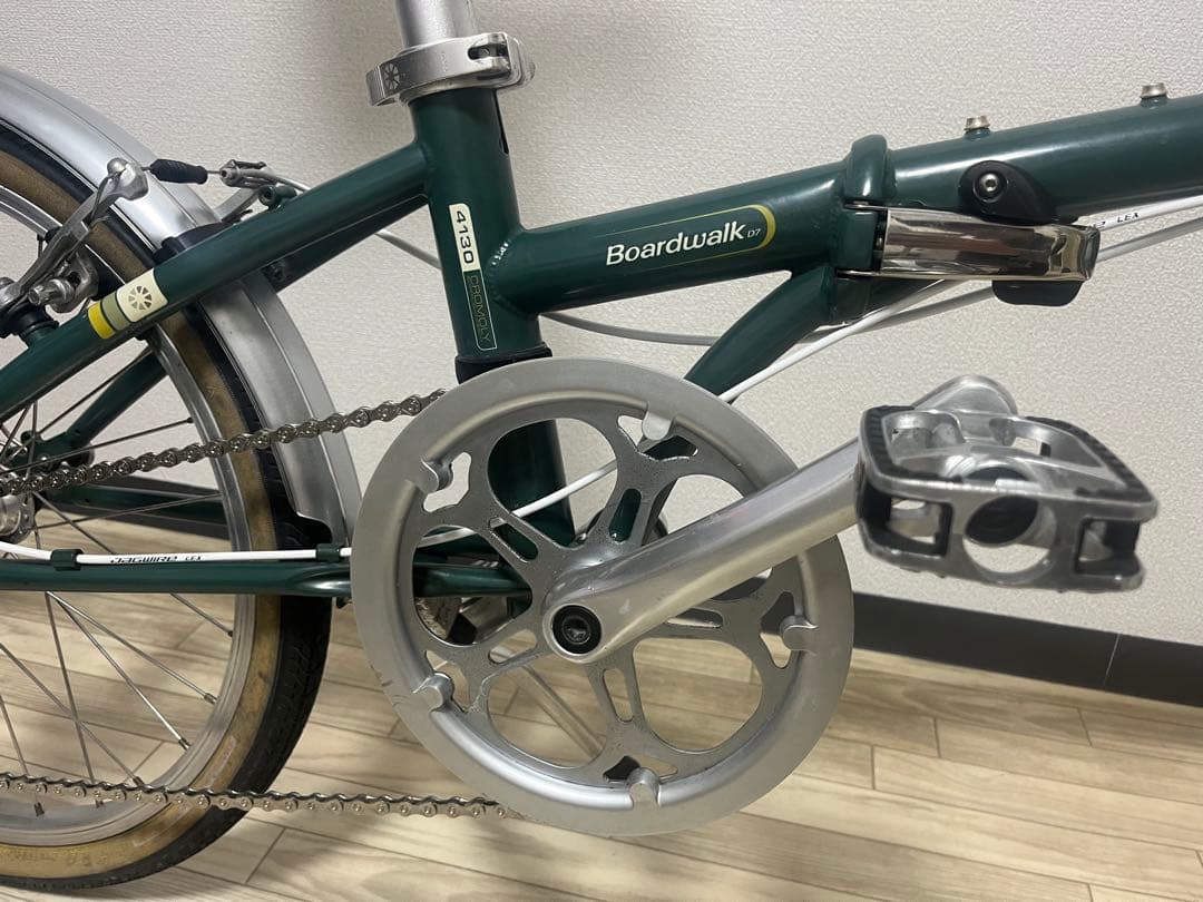 【送料込】 DAHON Boardwalk D7 20インチ グリーン