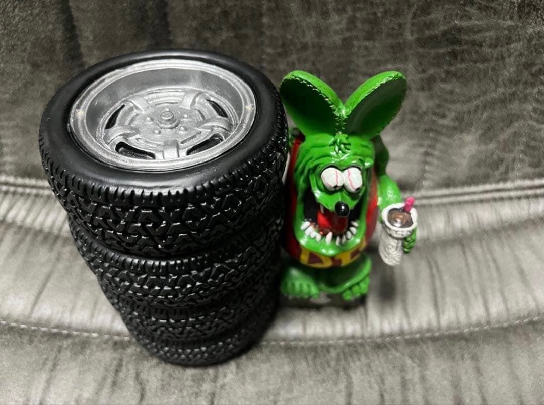RAT FINK Tire Pen Standラットフィンク タイヤペンスタンド