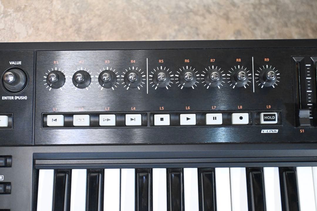 Roland A-500PRO MIDI コントローラー
