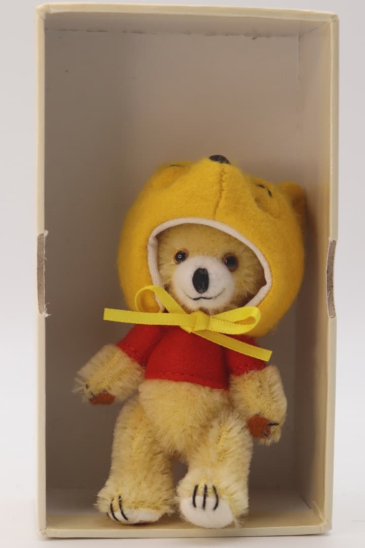 Winnie the Poohメリーソー 9cmミニチュアサイズくまのプー72番