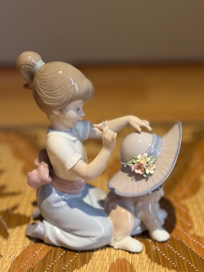 【LLADRO】おめかししようね　専用箱付き