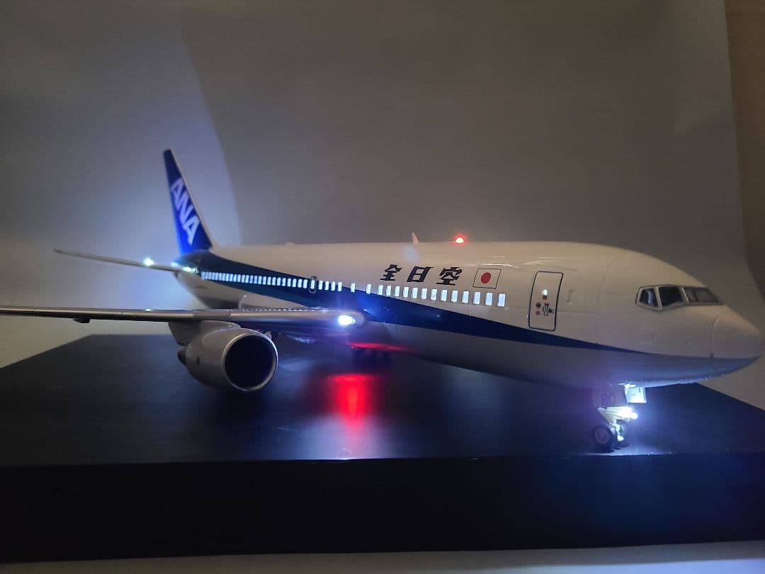 ANA BOEING 767-200 LED仕様完成品 1/100