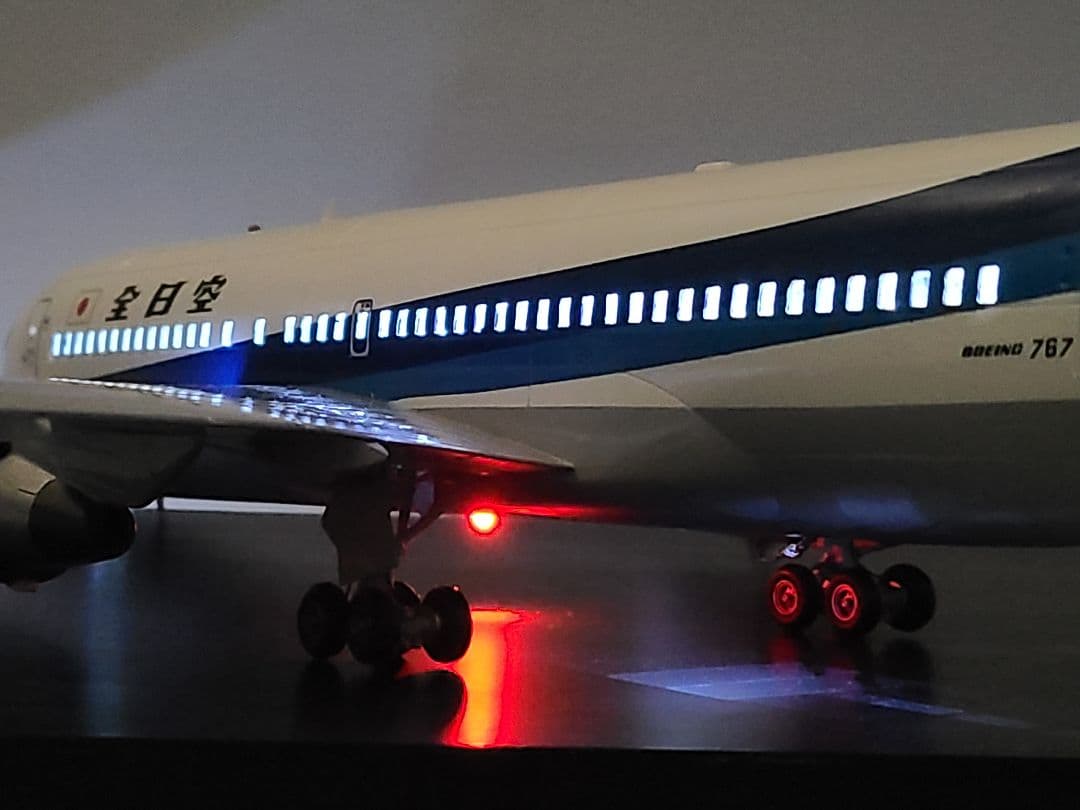 ANA BOEING 767-200 LED仕様完成品 1/100