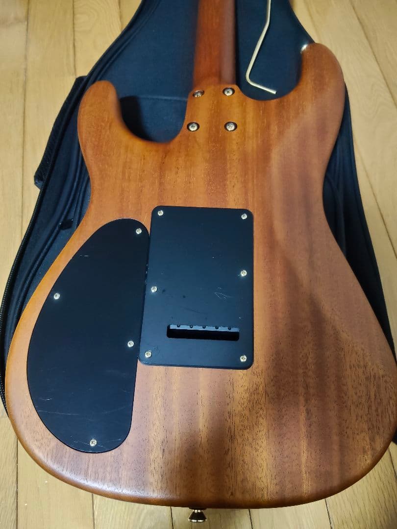 Warmoth+Musikraft 5A Figured Koa ストラトタイプ