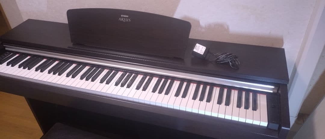 最終値下、12年製　YAMAHA 電子ピアノ ARIUS YDP-141