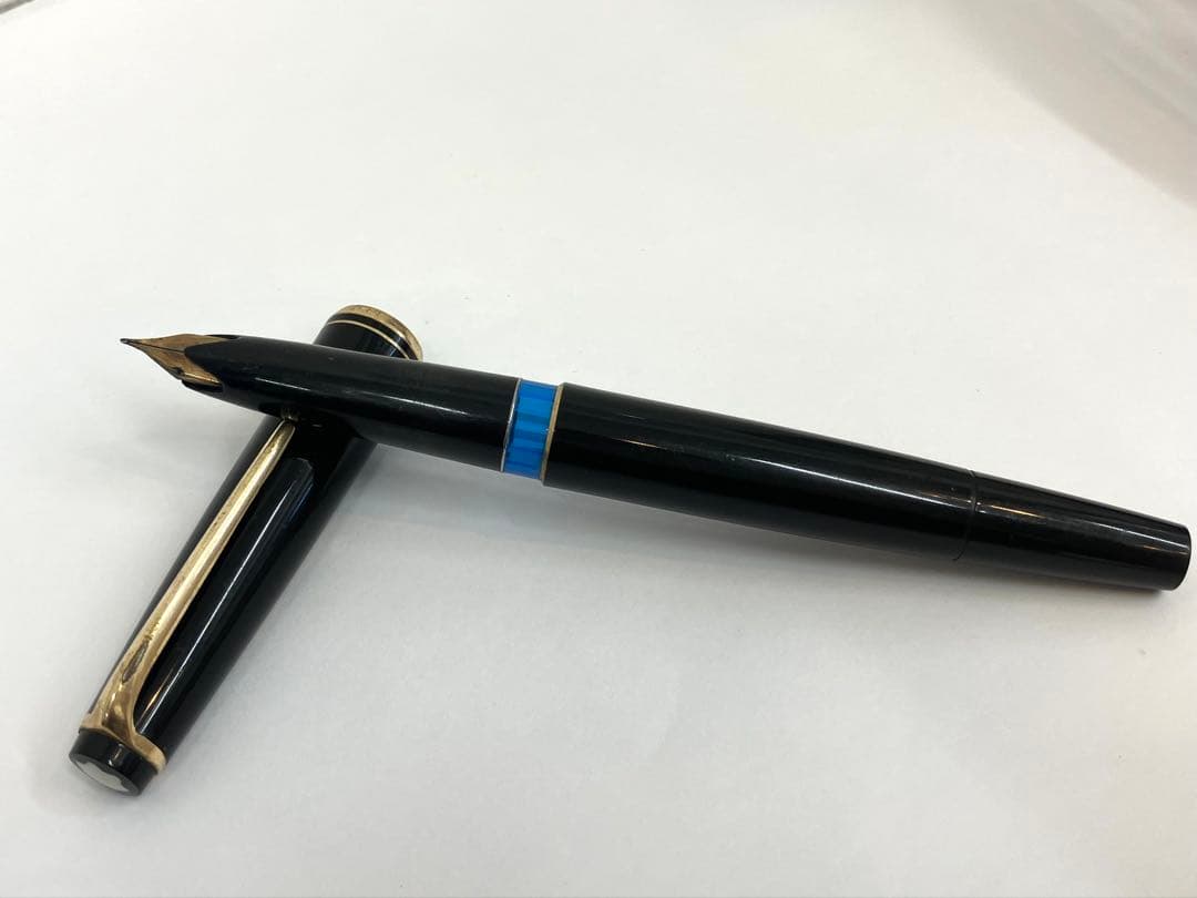 MONTBLANC 万年筆 NO 22 黒