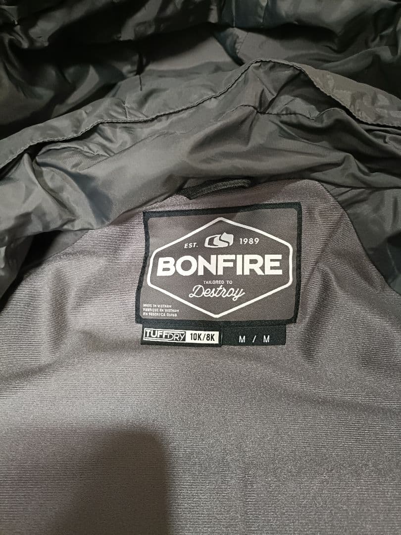 BONFIRE 上下 セット　グローブ BURTON