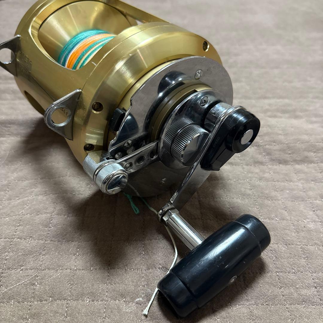リール Shimano Tiagra 80W