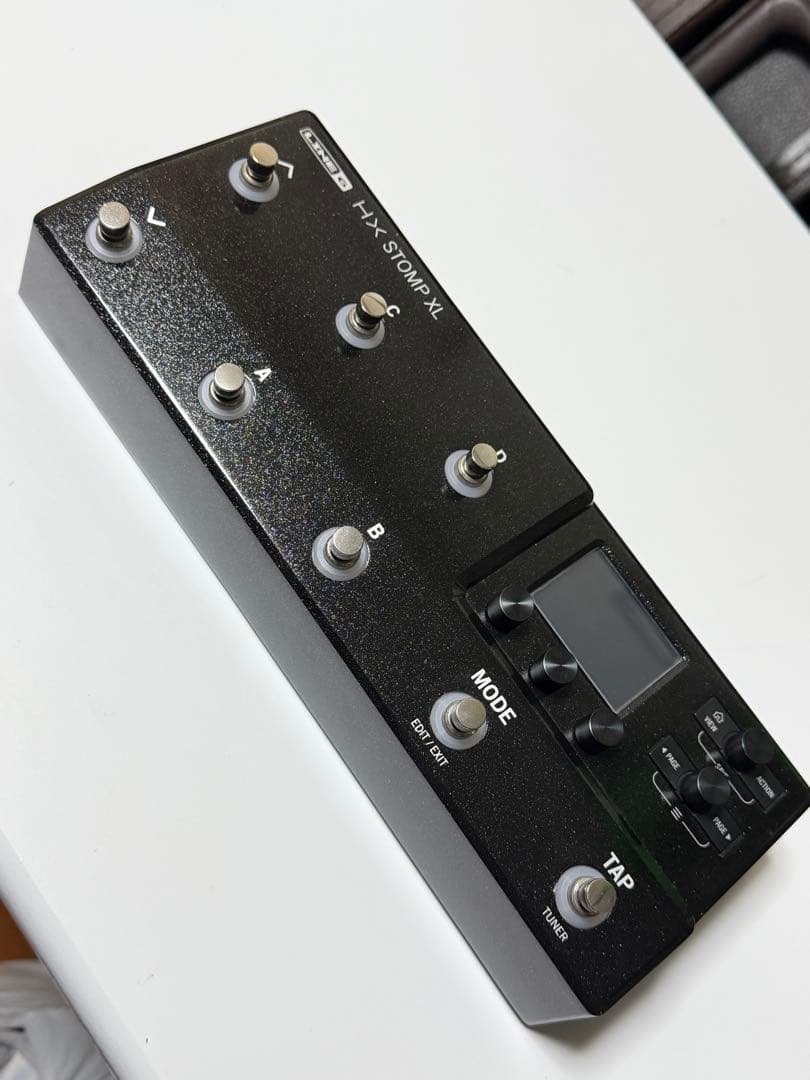 Line 6 HX Stomp XL ギターエフェクター　箱、アダプター付き