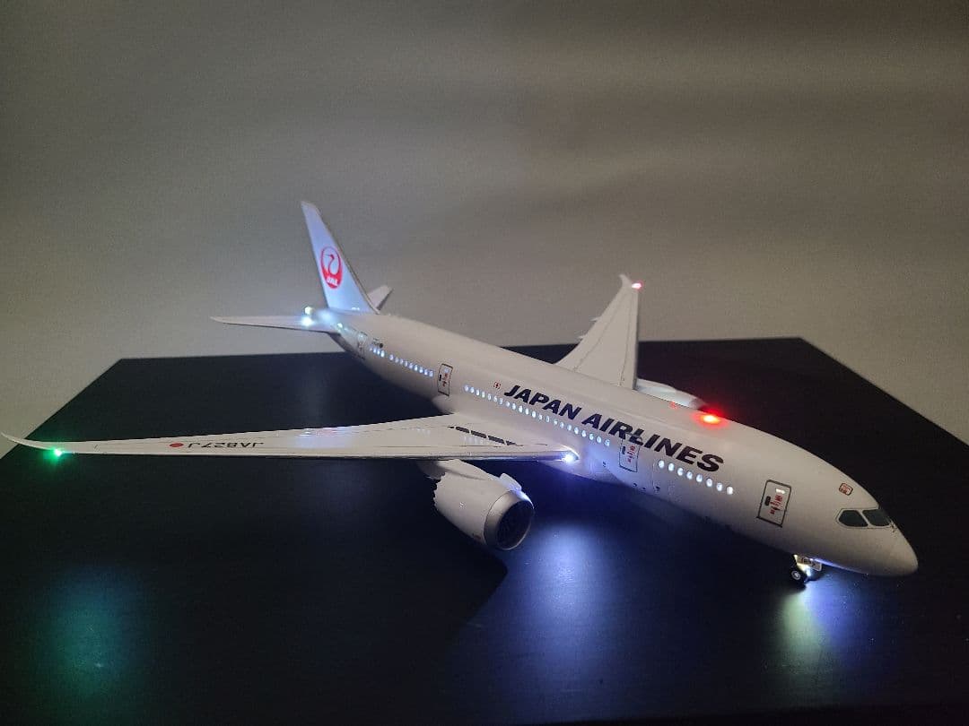 JAL Boeing 787-8 (JA827J) LED 仕様完成品