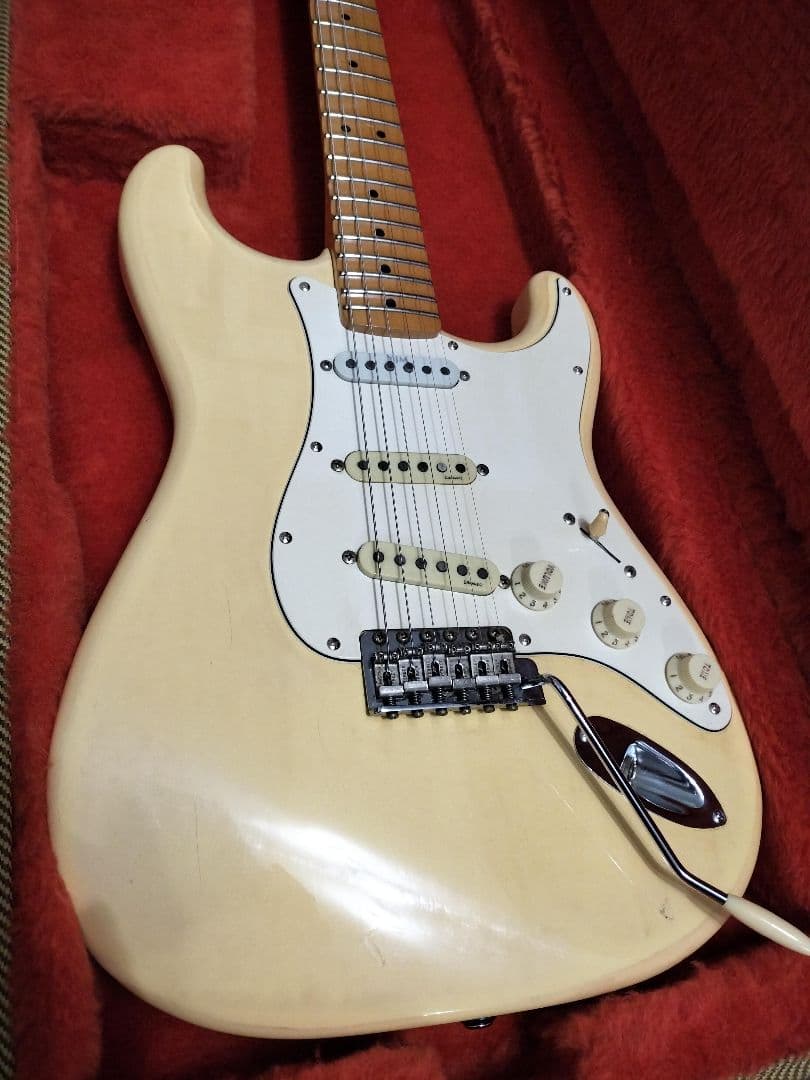 Fender Japan ST72-140YM イングヴェイモデル