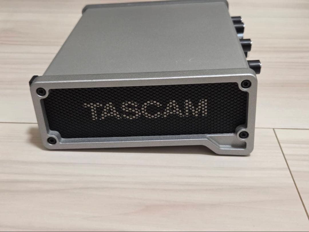 TASCAM SERIES 102i 動作確認済み オーディオインターフェイス