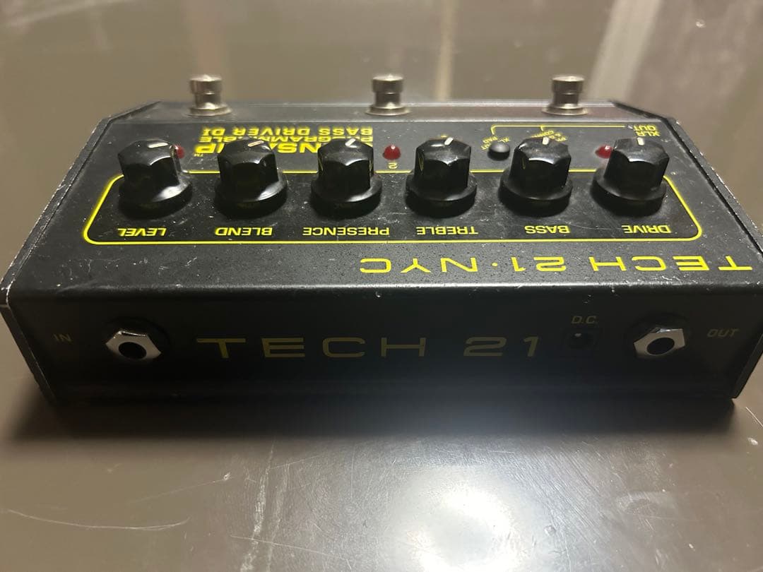 ギター Tech21 SansAmp Programmable Bass D