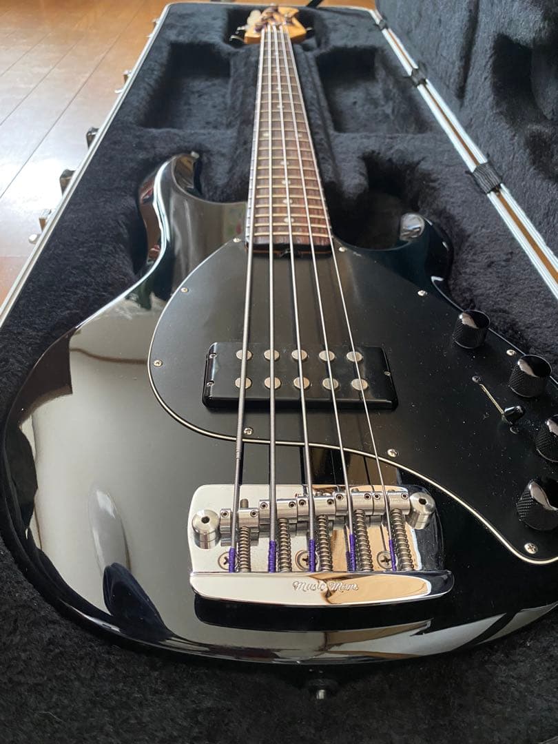 森匡　Musicman stingray 5