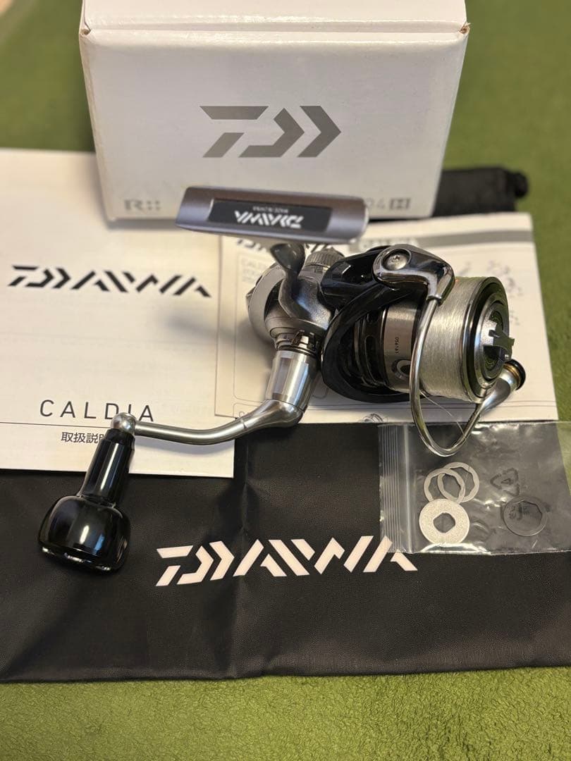 14カルディア　Daiwa CALDIA 2004-H フィッシングリール　美品