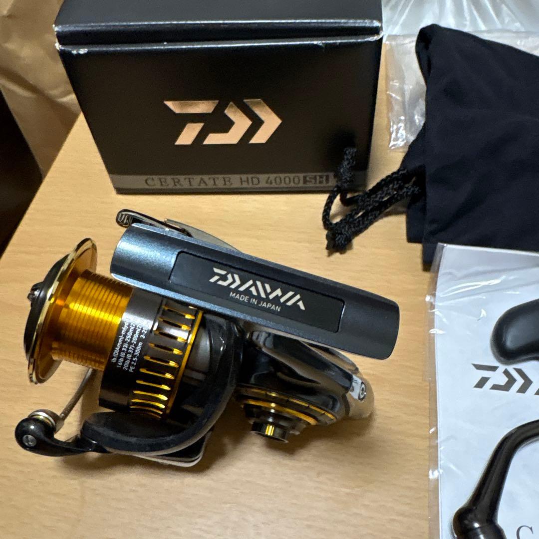 新品　未使用品　DAIWA ダイワ　16 セルテート HD 4000SH