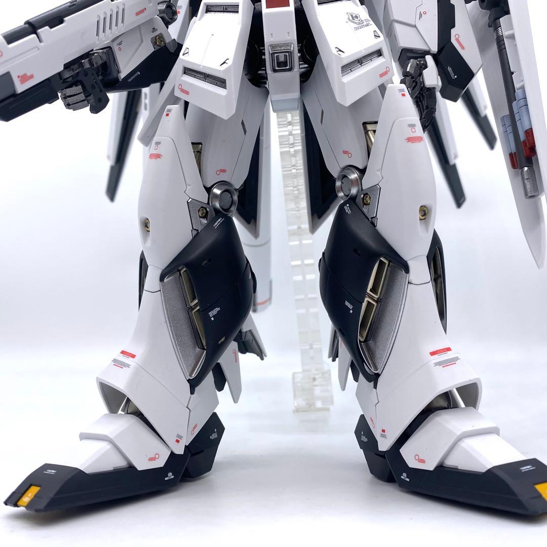 MG Ｈi-νガンダム　HWS装備型　ガンプラ　全塗装　完成品