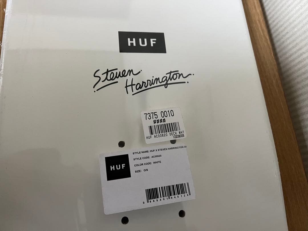 新品　HUF スケートボードデッキ Steven Harrington スケボー