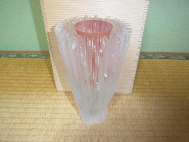 ◆未使用 1970年代 岩田工芸硝子！ガラス工芸家 岩田久利 花瓶 縦20cm