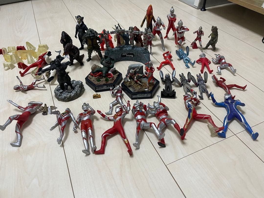 ウルトラマンフィギュアセット 約38体