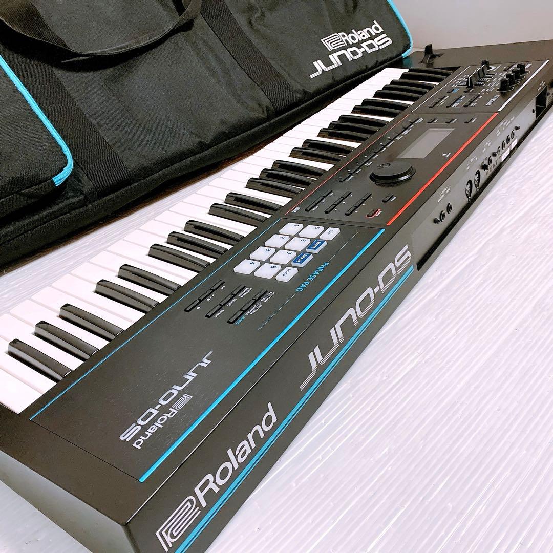 Roland JUNO-DS61 シンセサイザー ケース付属