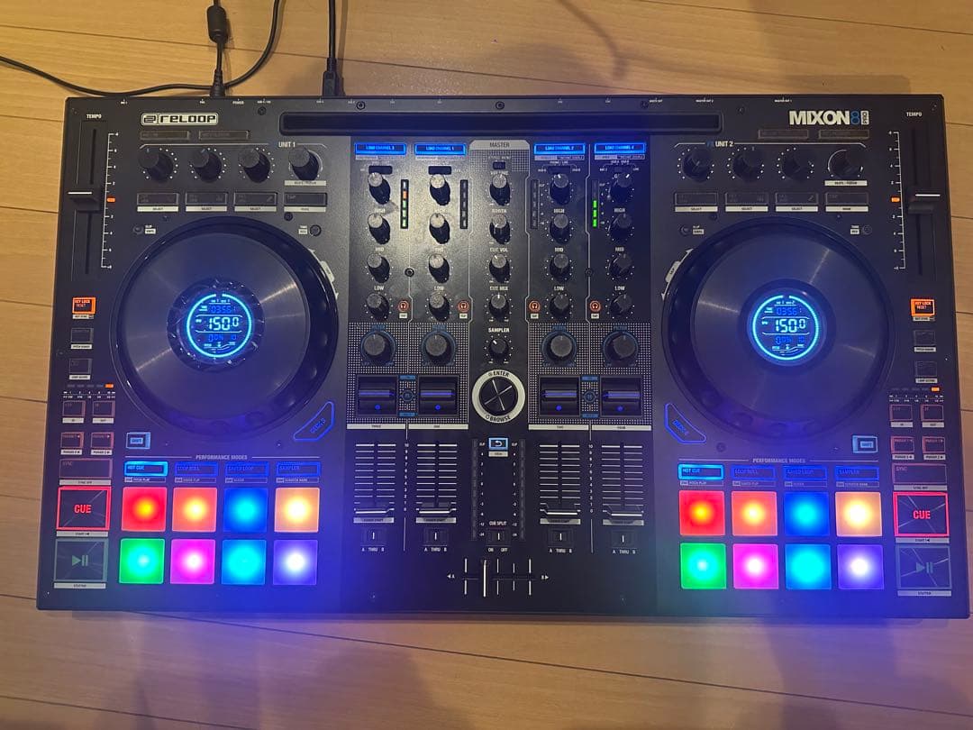 Reloop Mixon 8 Pro DJコントローラー