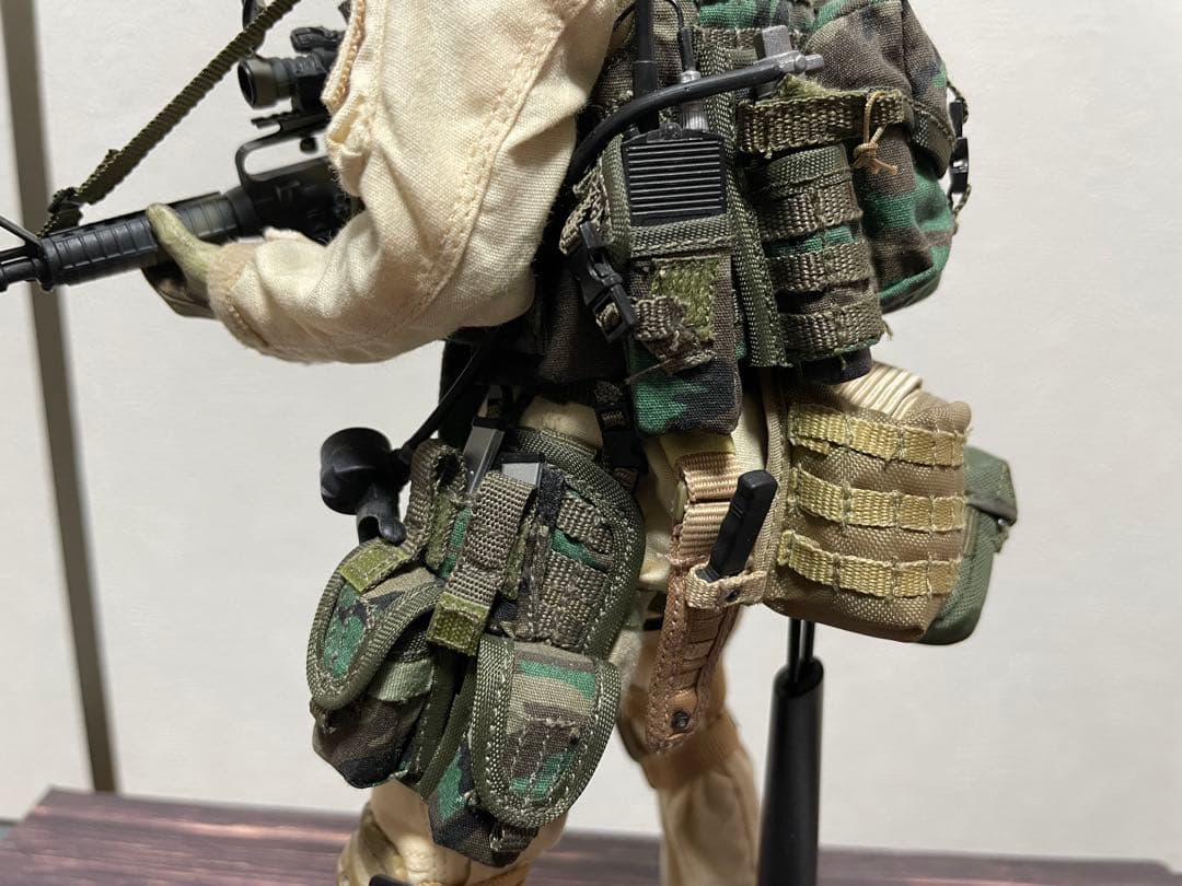 ホットトイズ １／6 USMC フォースリーコン 兵士 軍人 フィギュア