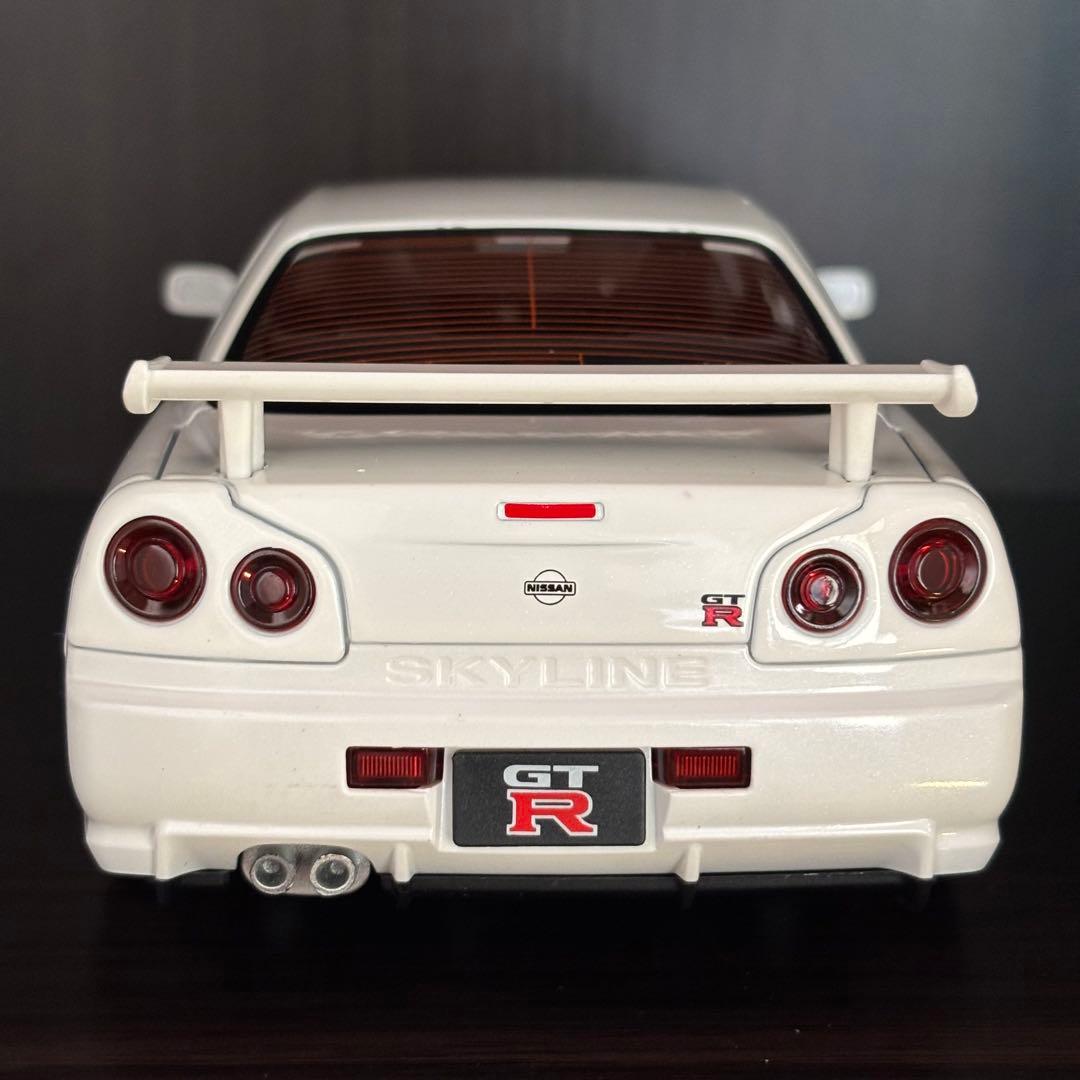 ダイキャスト　大迫力　日産　スカイライン　GT-R R34 1/18 模型