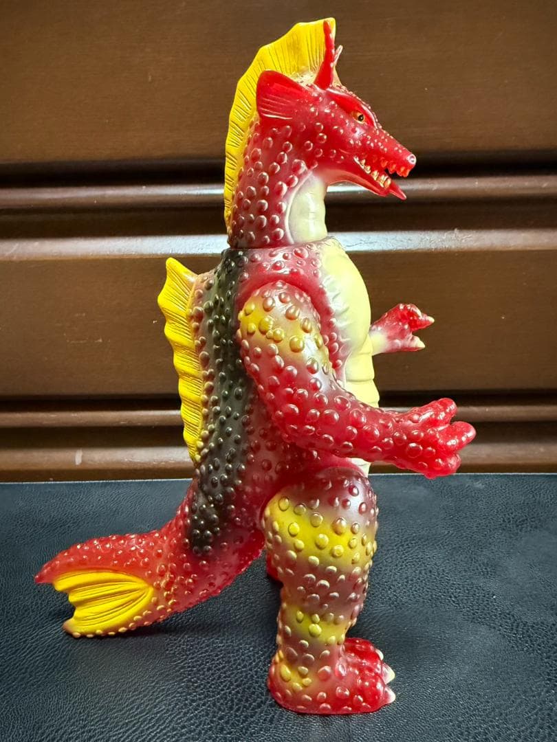 マルサン 世紀の大怪獣 チタノザウルス Red Clear Ver. 350