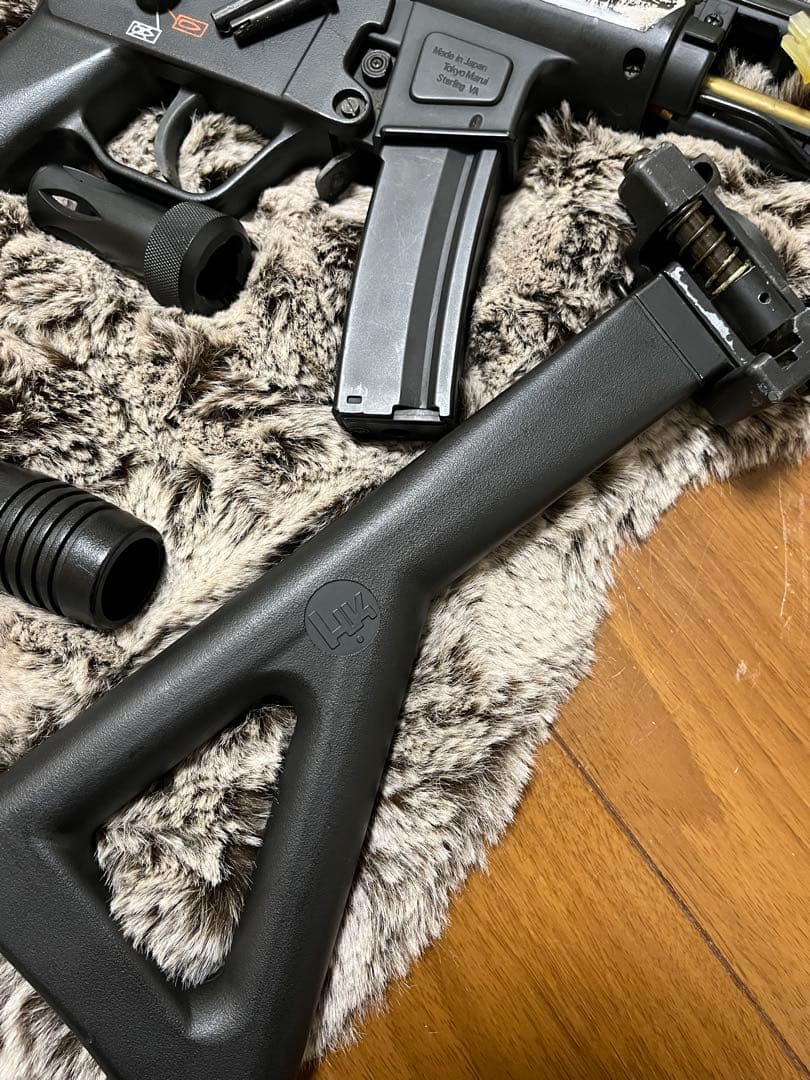 ジャンク品 東京マルイ MP5K A4 PDW電動ガン バッテリー2個付き