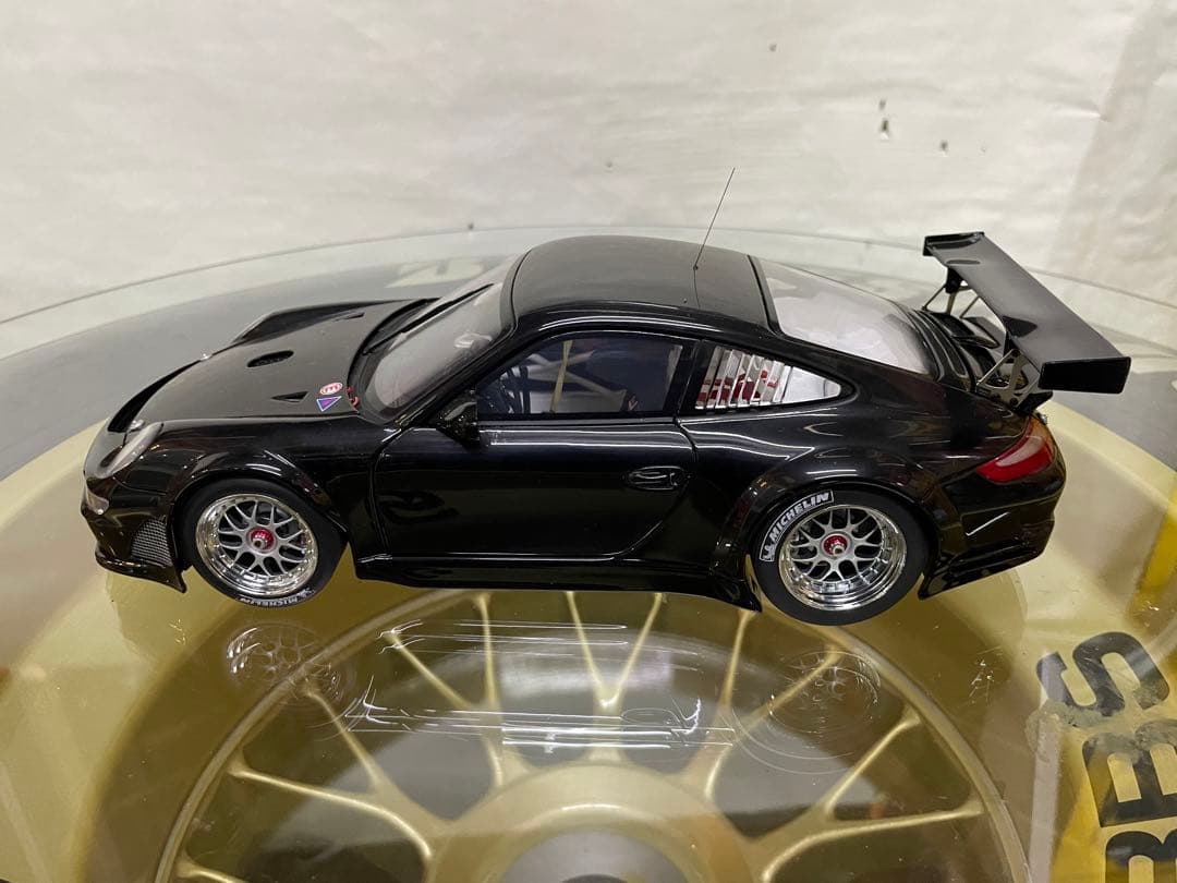オートアート　　ポルシェ911 GT3 RSR
