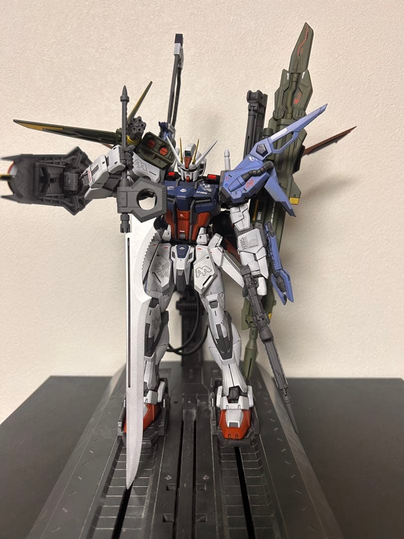 MG パーフェクトストライク塗装品