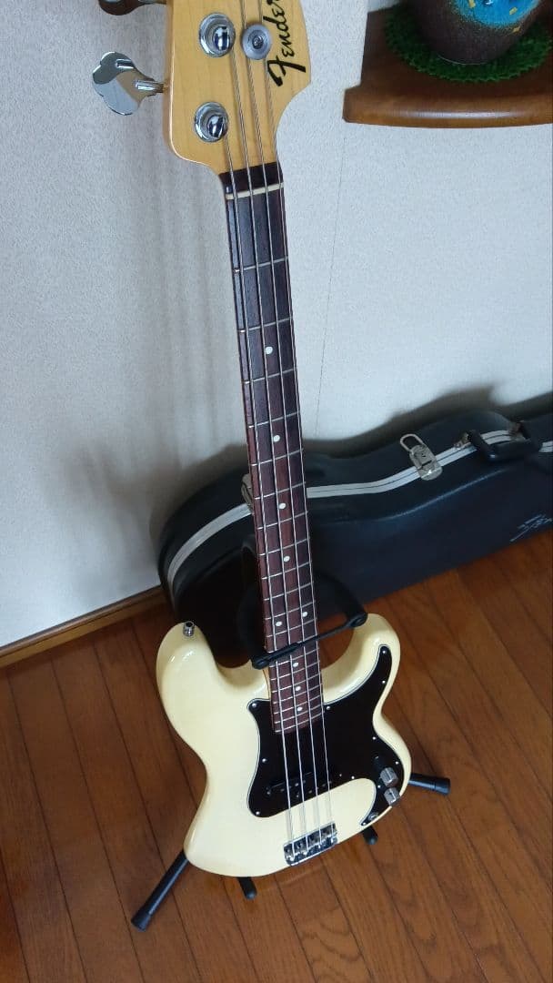 Fender Precision Bass USA製
