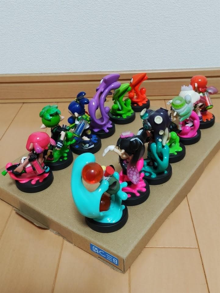 【送料無料・美品】任天堂 アミーボ amiibo 「スプラトゥーン」１２個