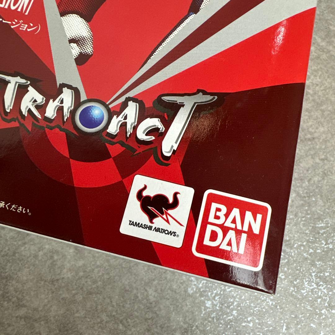 ★新品★ ウルトラマンガイア ウルトラアクト BANDAI フィギア おもちゃ