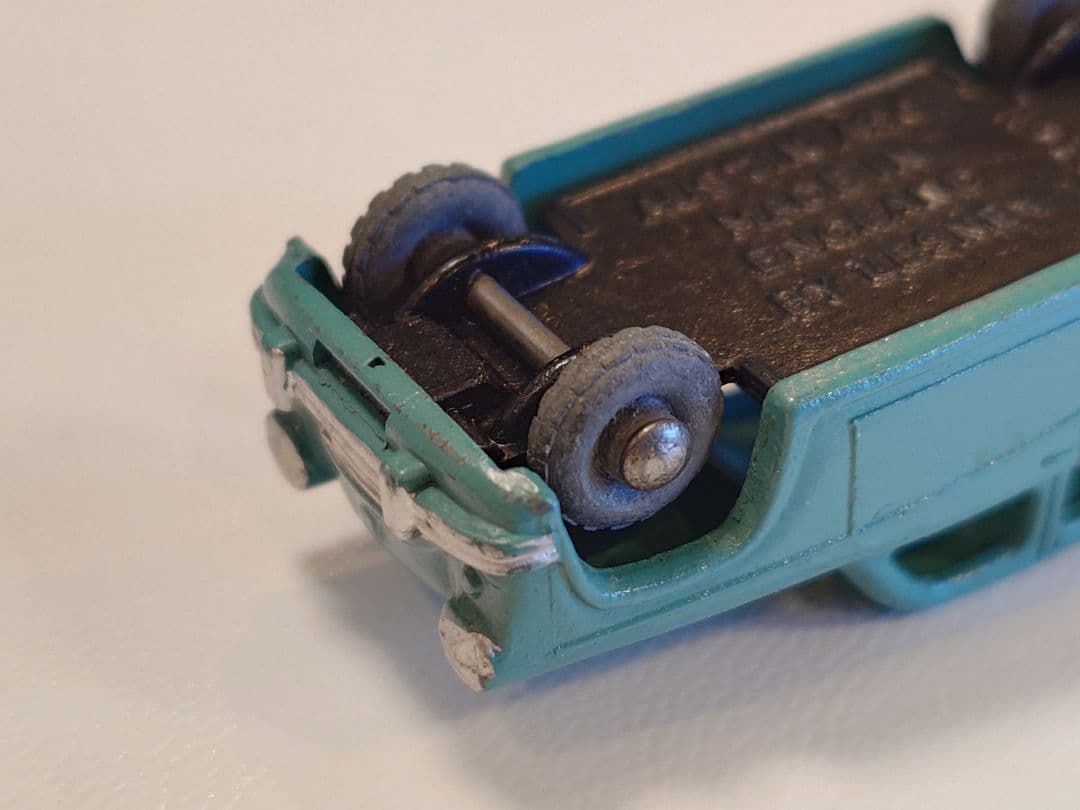 MATCHBOX No.36 AUSTIN A50 ※メタルホイル