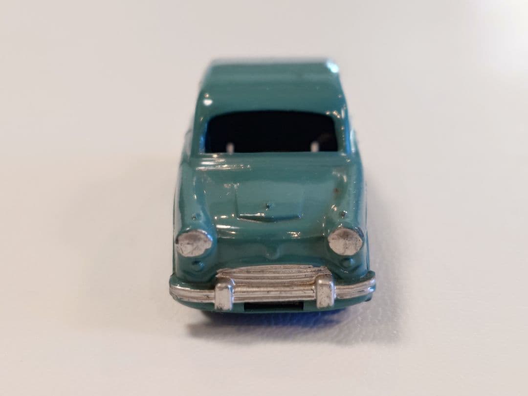 MATCHBOX No.36 AUSTIN A50 ※メタルホイル