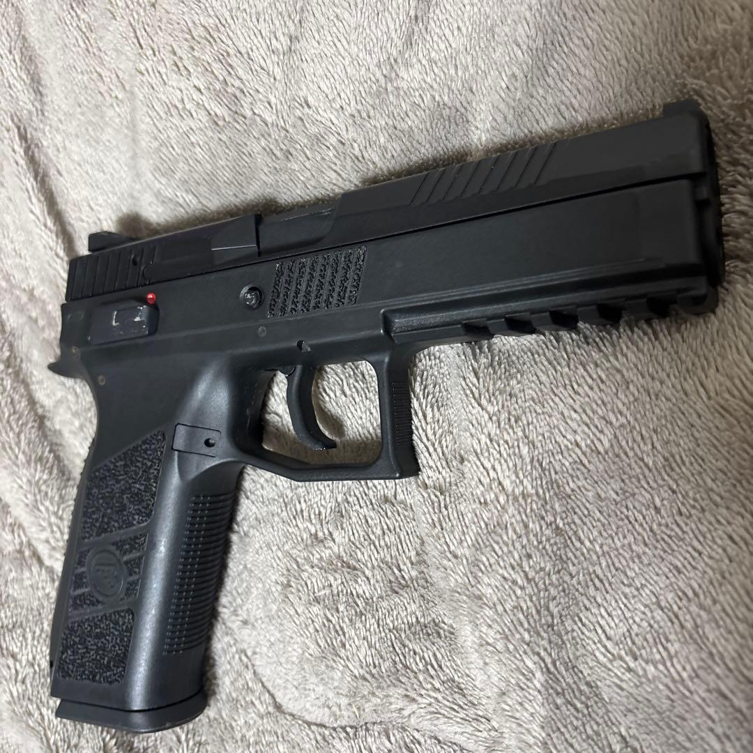 トイガン honeyBeeWAREHOUSE Carbon8 CZ P09
