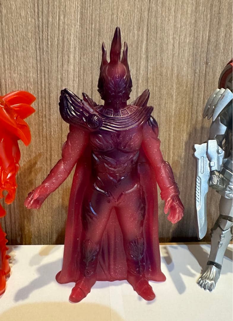 ウルトラマン　フィギュア メカザム・アーマードダークネス・エンペラ星人　クリア