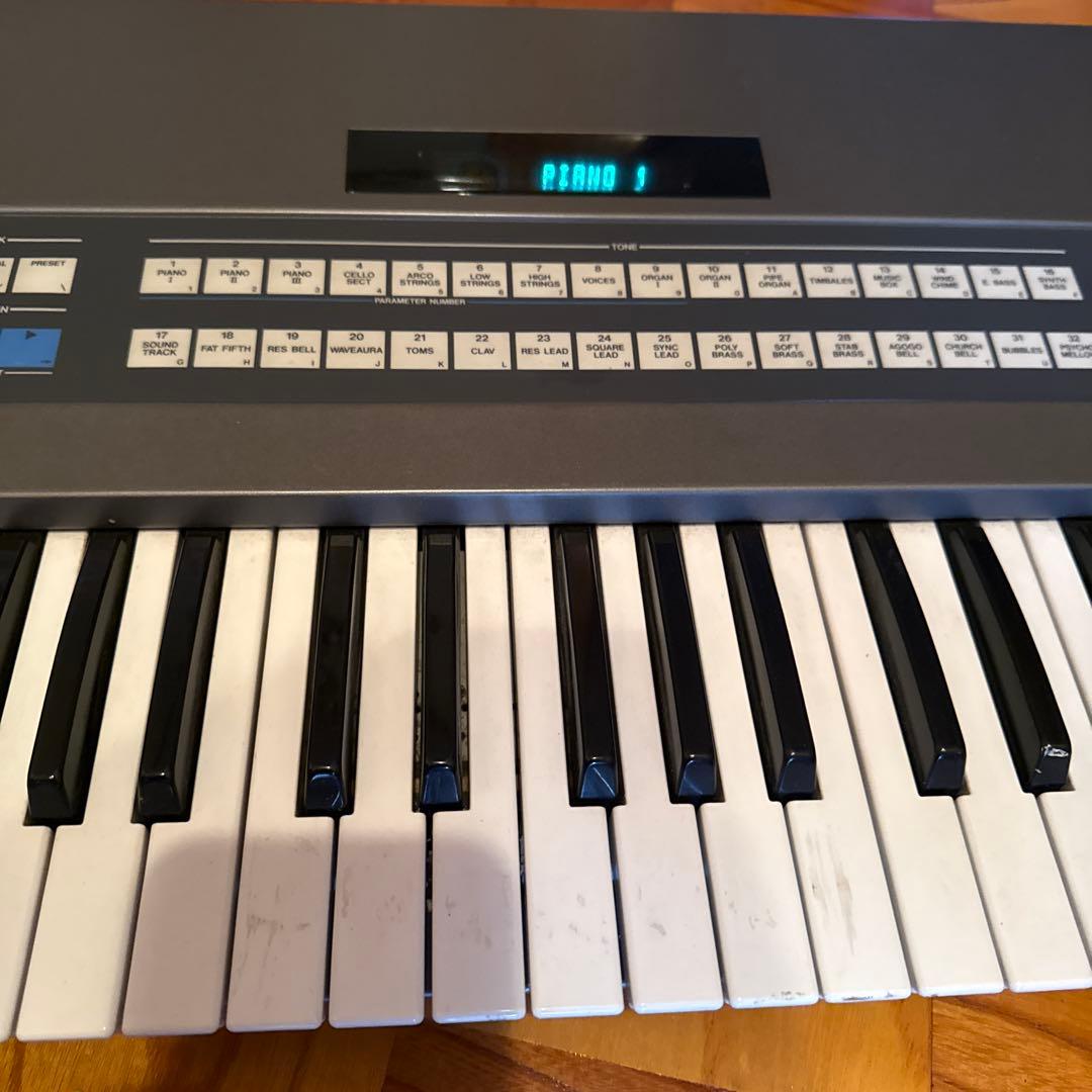 Roland JX-8P アナログシンセサイザー