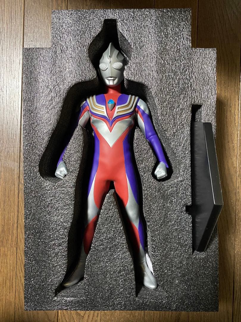 海洋堂　ウルトラマンティガ　キャラクタークラシックス