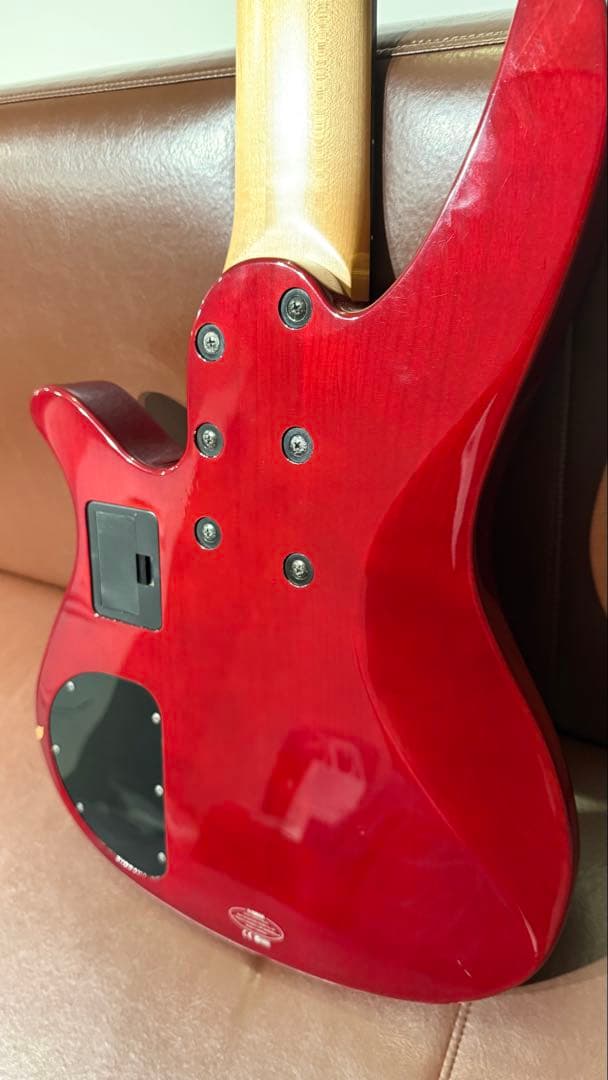 ベース Yamaha RBX6JM John Myung Model Ruby Red