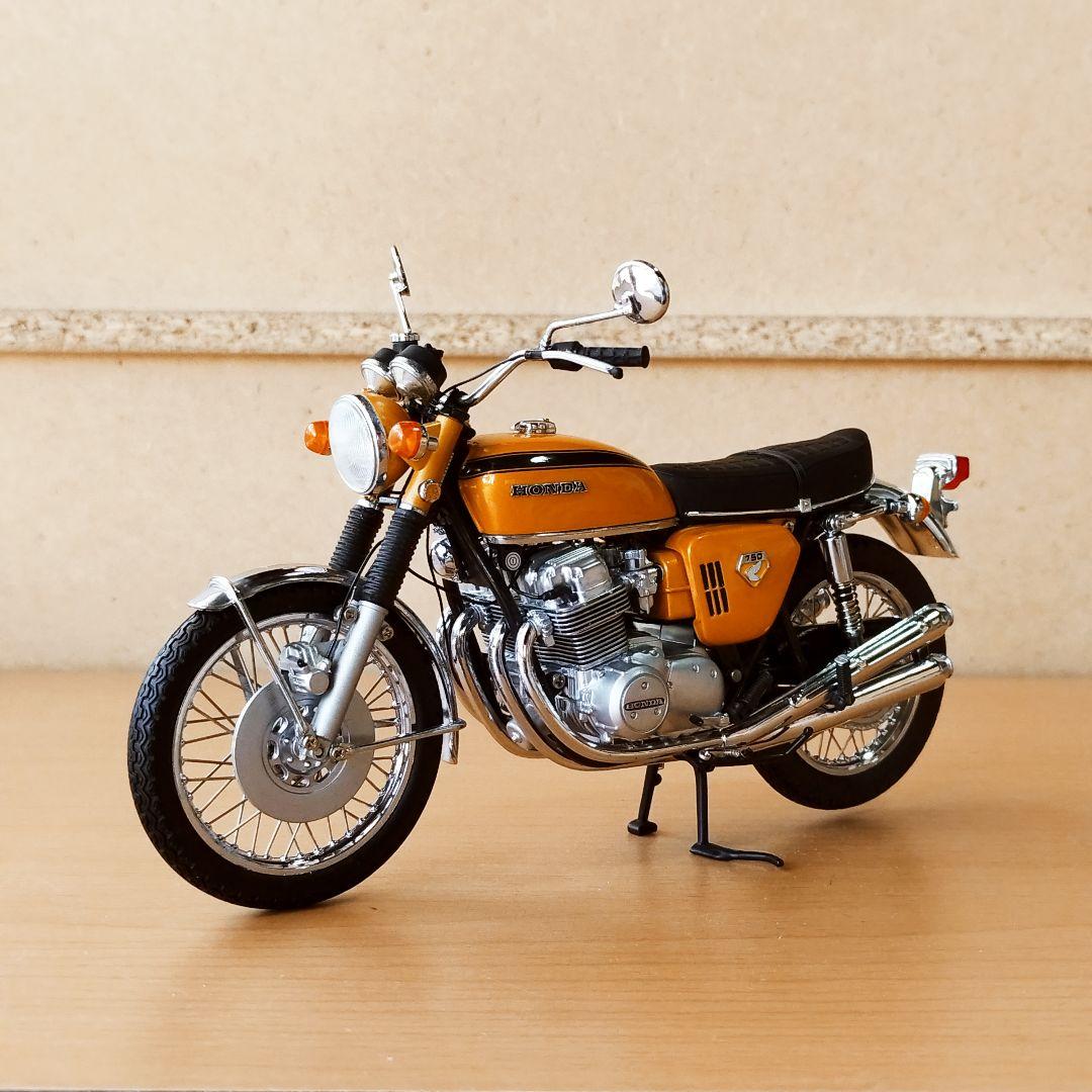 オートバイ・バイク MINICHAMPS HONDA CB 750