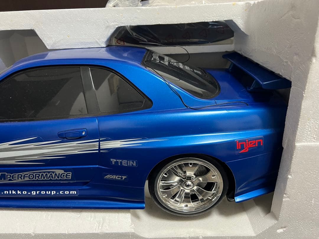 未使用SKYLINE GT-R R34 ラジコンカー1/5スケール スカイライン