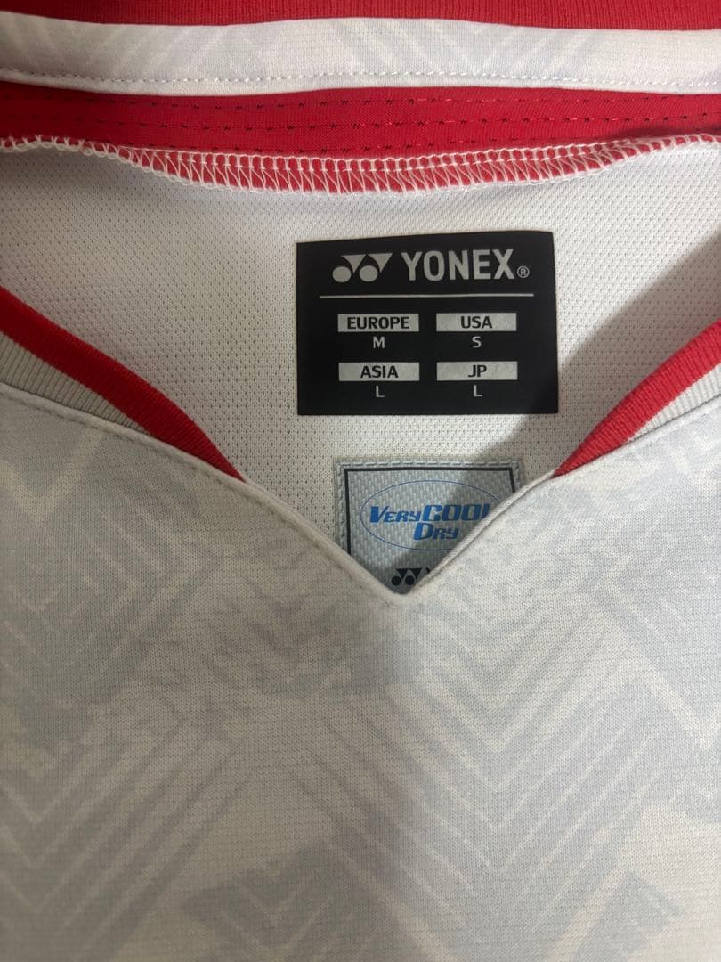 YONEX バドミントンシャツ ホワイト/レッド